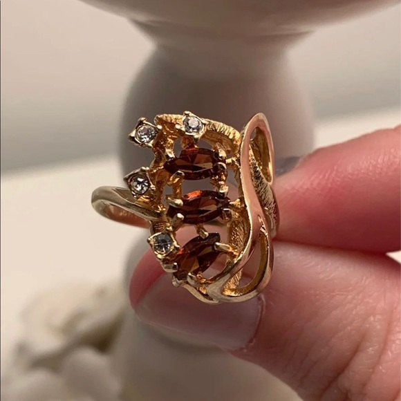 Vintage Jewelry Vtg Cocktail 961970s 18k Ge Ring Poshmark vintage-jewelry-vtg-cocktail-961970s-18k-ge-ring-poshmark